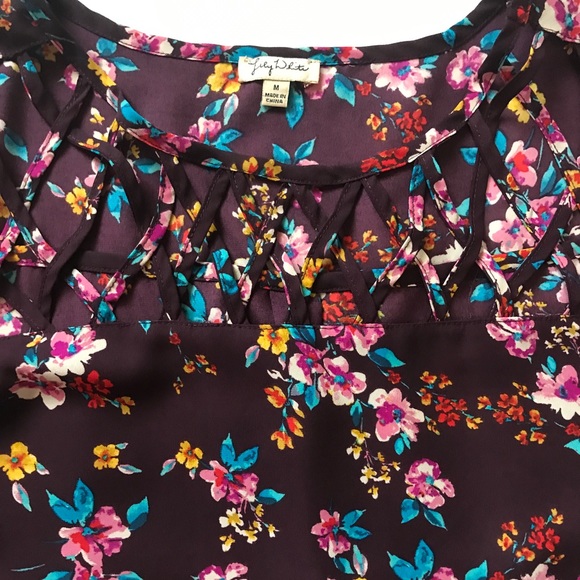 Tops | Floral Pattern Blouse Size Medium | Poshmark
